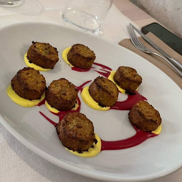 Zoi health/food/drinks Arese, Italy Falafel Vegani Con Maionese Review ...