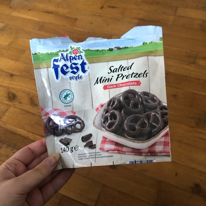 Alpen fest style salted mini pretzels Review | abillion