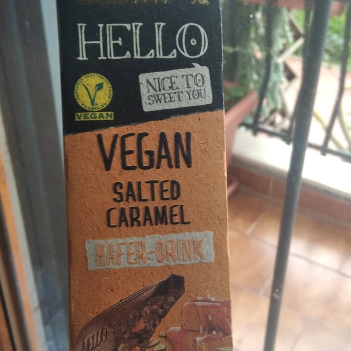 Lindt Hello Vegan Salted Caramel Review | abillion