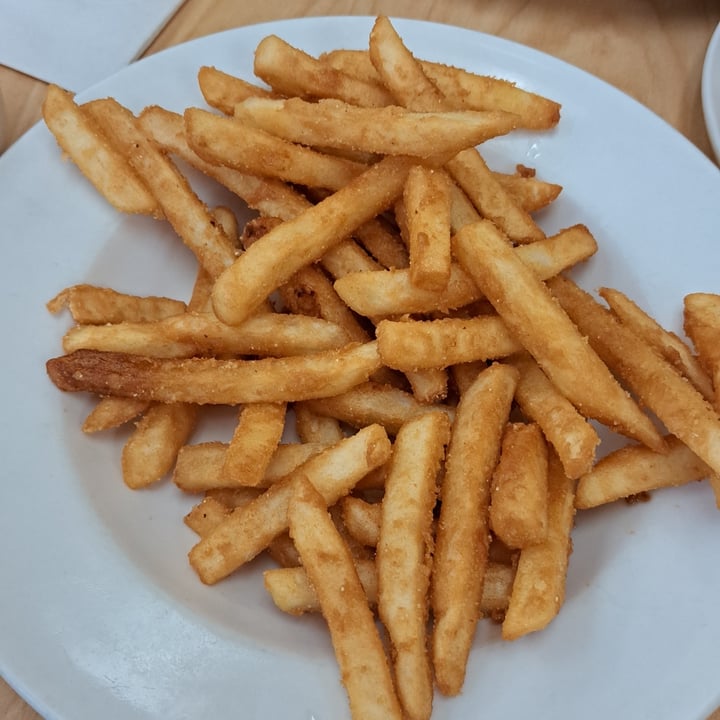 Sunlight Grill Oakville, Canada Fries Review | abillion