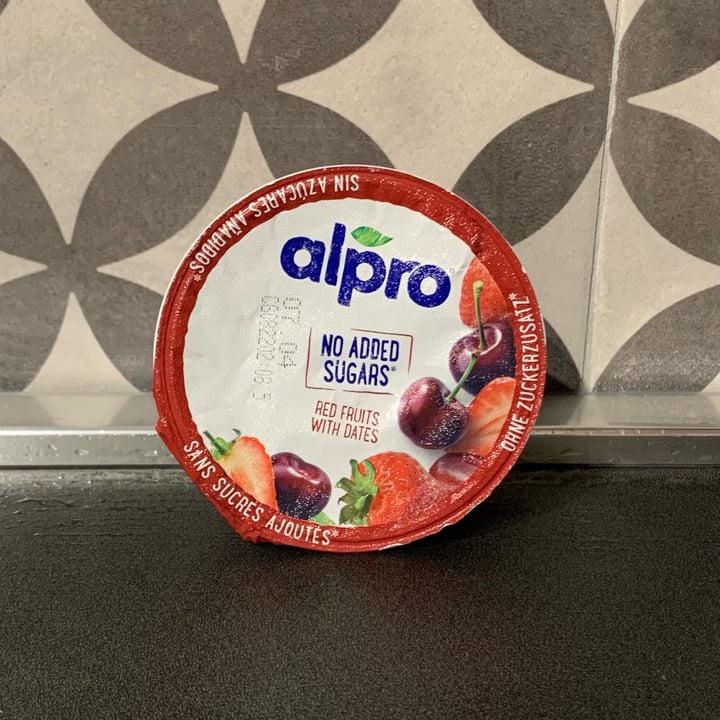 Alpro red fruits whit dates Review | abillion