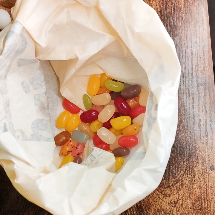 Candy Lisa Jelly Beans Review | abillion