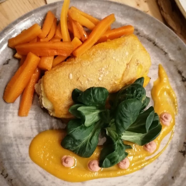 ...IDEM CON PATATE Torino, Italy Involtini di pane carasau Review ...