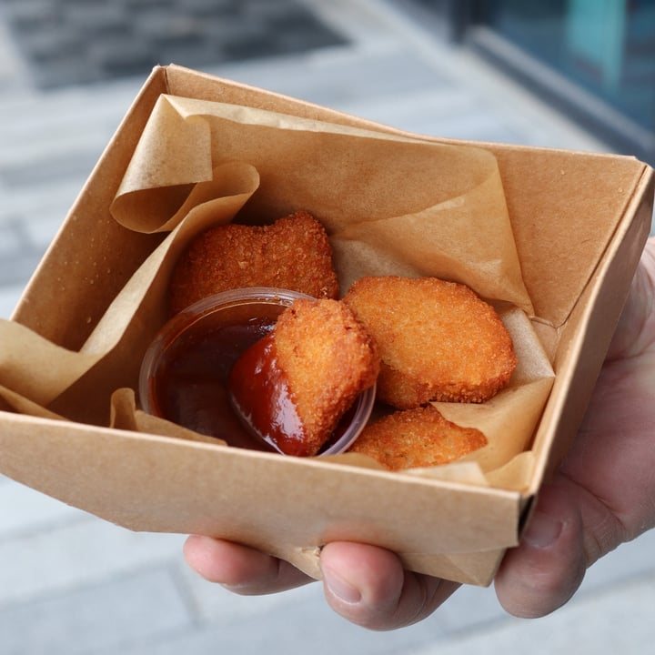 Burgeezy Riverside, Indianapolis, United States 5 pc Nugget Review ...