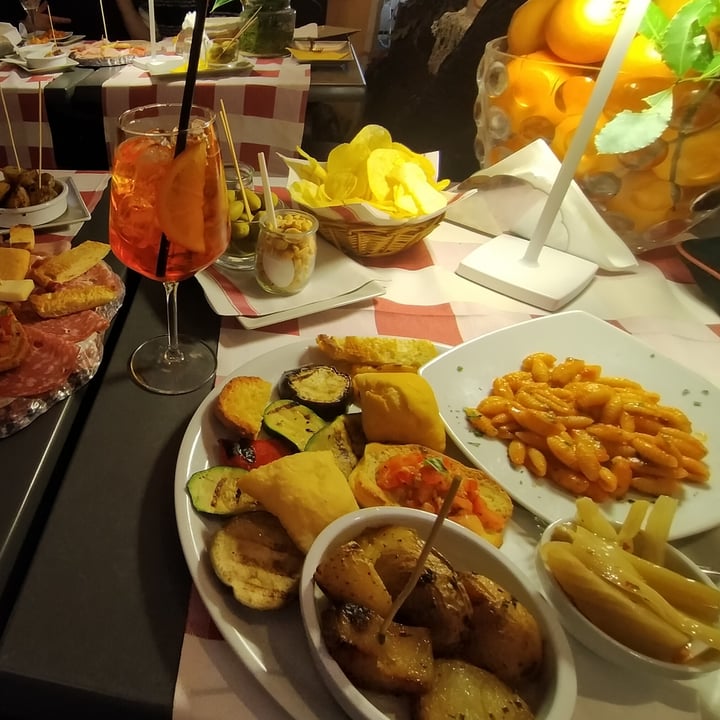 Bar Touring, Como, Italy Reviews | abillion