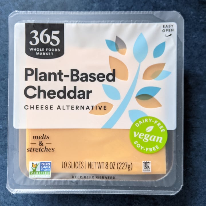 365 Whole Foods Market Plant-Based Cheddar Review | abillion