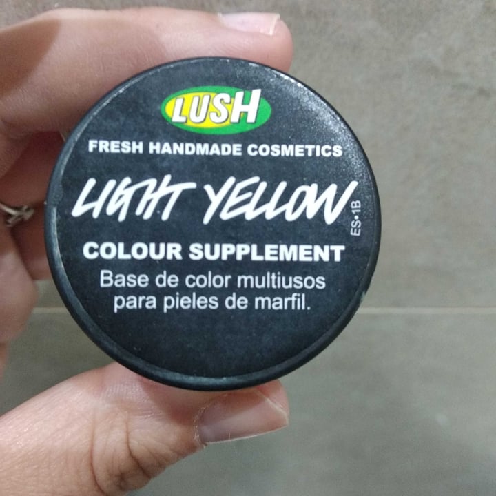 LUSH Fresh Handmade Cosmetics Light Yellow Color Supplement Review ...