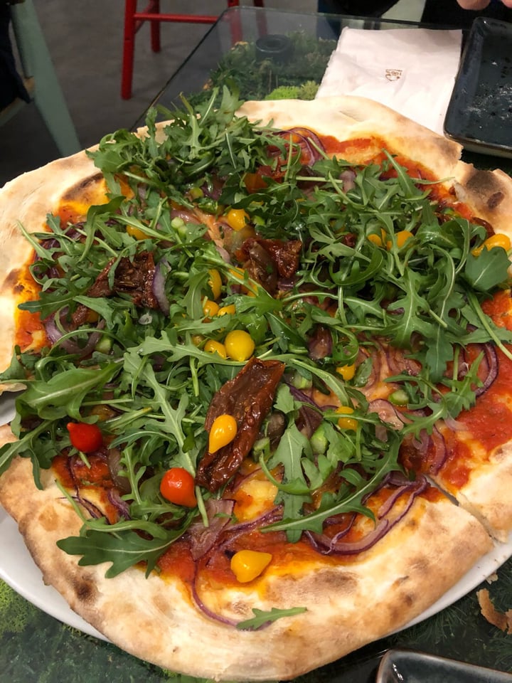 Pizzi & Dixie Madrid, Spain Pizza Review | abillion