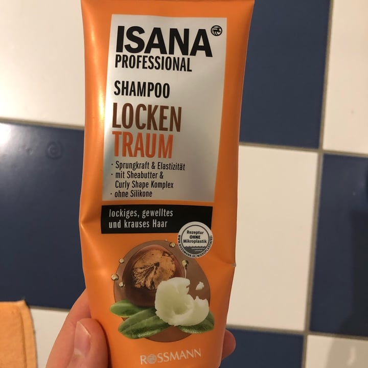 Isana Locken Traum Shampoo Review | abillion