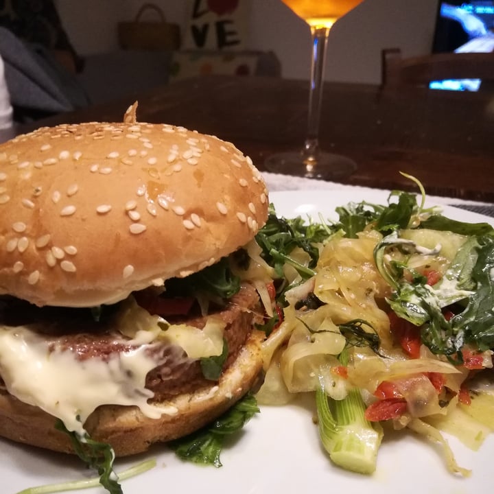 Unconventional Burger Vegetale Classico Review | abillion