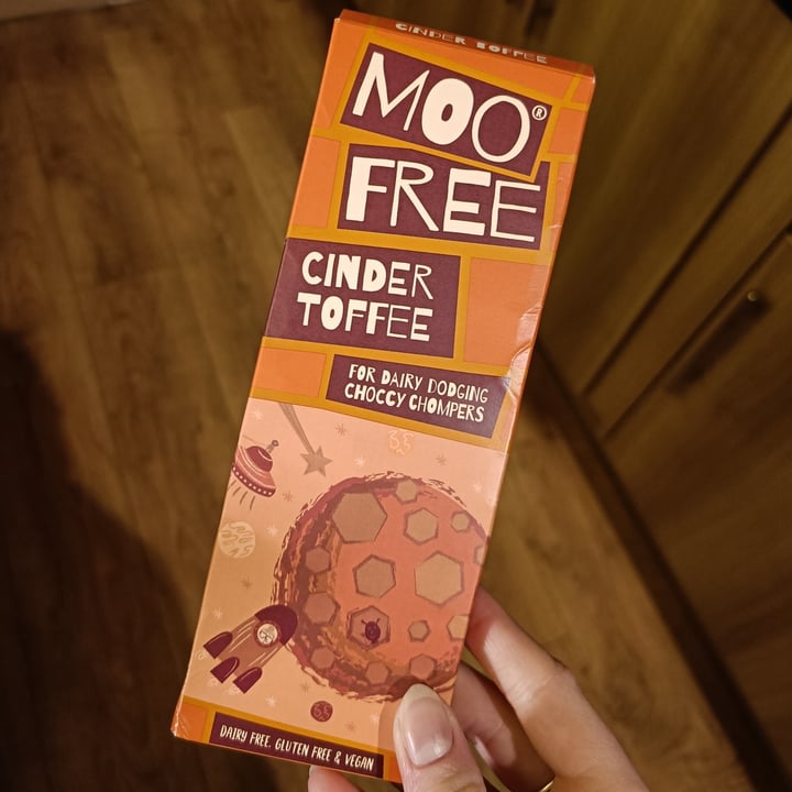 Moo Free Cinder Toffee Rice Milk Bar Review | abillion