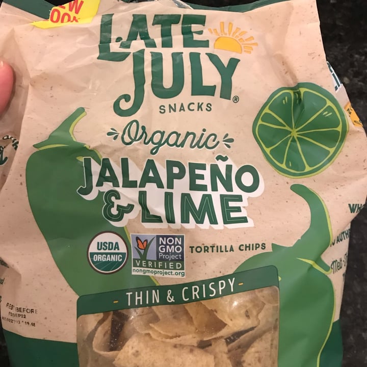 Late July Snacks Jalapeño Lime Tortilla Chips Review | abillion