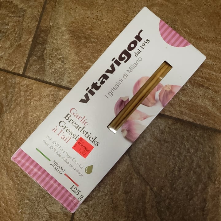 Vitavigor Garlic Breadsticks (Grissini All'aglio) Review | abillion