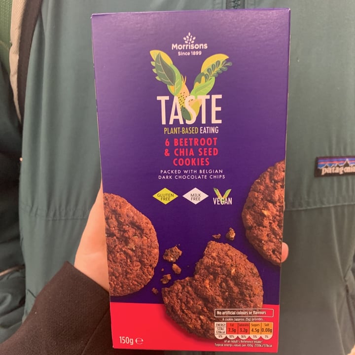 Morrisons 6 beetroot and chia seed cookies Review | abillion