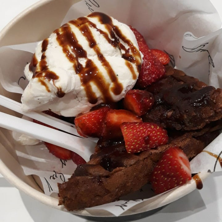 Acai Brothers Chermside, Australia Protien Waffles Review | abillion