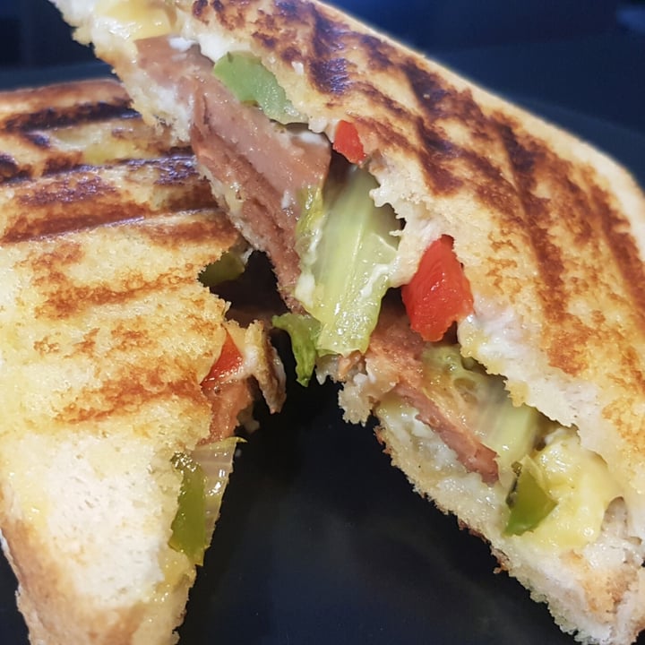 Fry's Family Food Polony Slicing Sausage Review | abillion