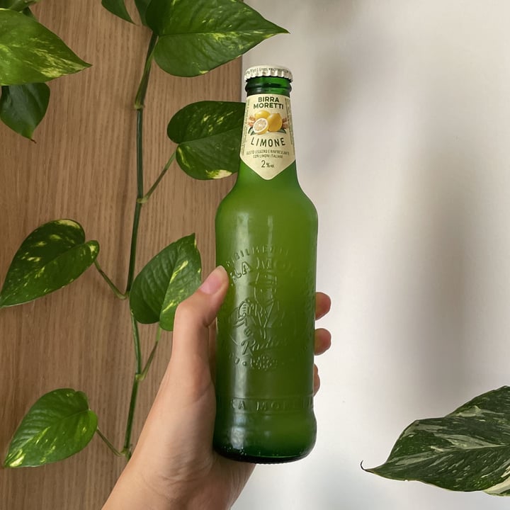 Birra Moretti Birra al limone Review | abillion