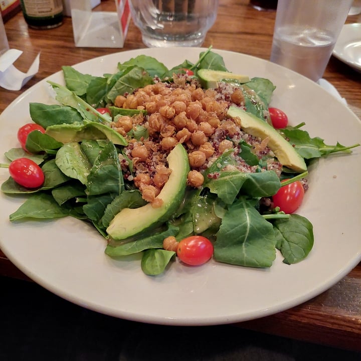 Mulligan's Stratton Mountain, Stratton, United States Kale and Quinoa ...