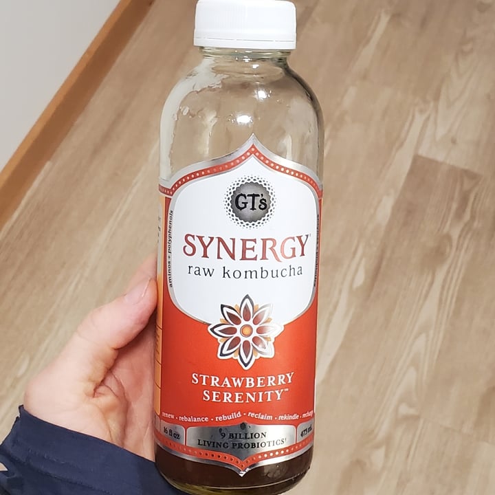 GT’s Living Foods Synergy Raw Kombucha Strawberry Serenity Review ...