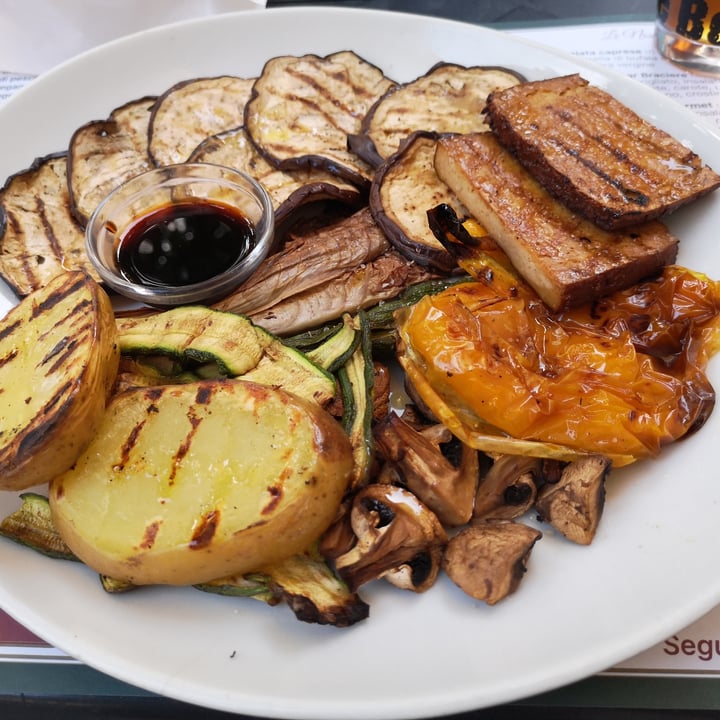 Il Braciere Genova, Italy grigliata vegana Review | abillion