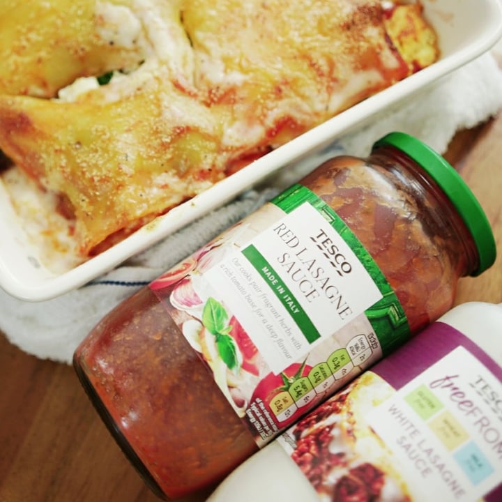 Tesco Red Lasagna Sauce Review | abillion