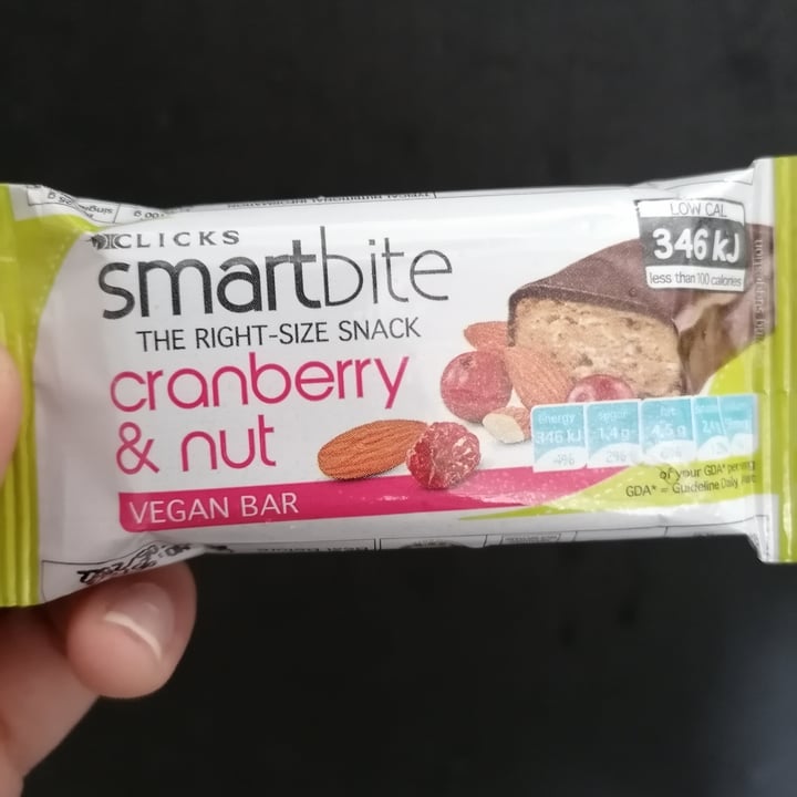 Clicks Smartbite Cranberry and Nut Vegan Bar Review | abillion