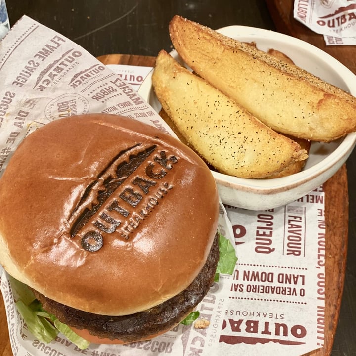 Outback Barra da Tijuca, Brazil Aussie Plant Burger Review | abillion