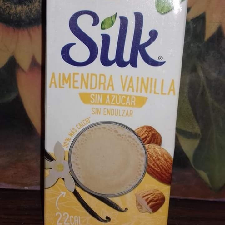 Silk Leche de Almendra Original Review | abillion