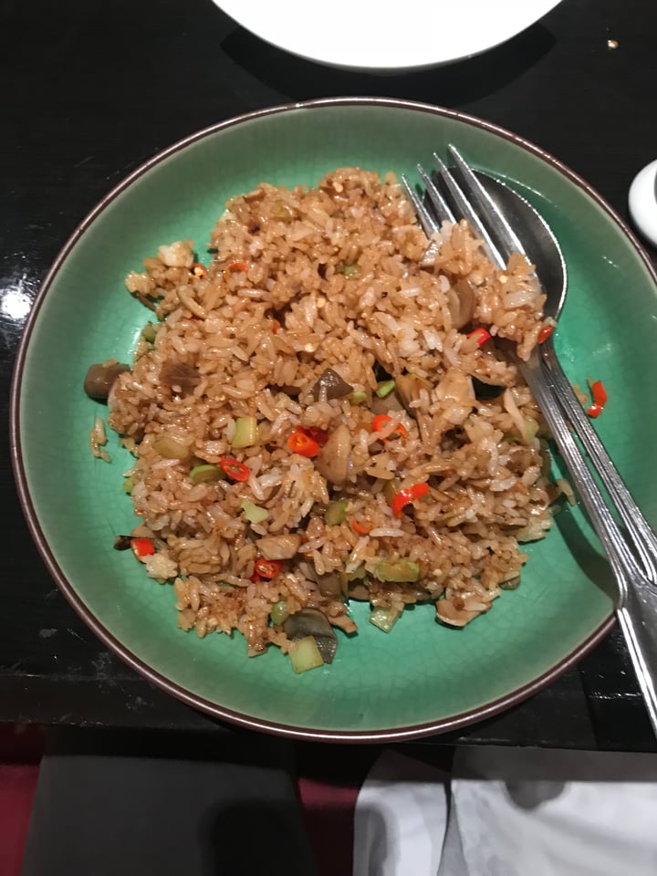 Shang Palace at Makati Shangri-La Makati, Philippines Veg fried rice ...