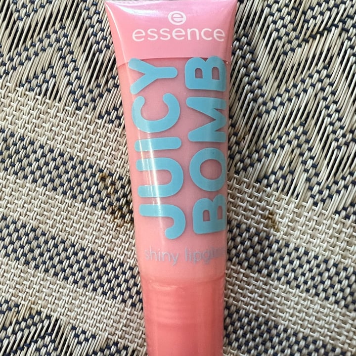 Essence Juicy Bomb Shiny Lipgloss Review | abillion