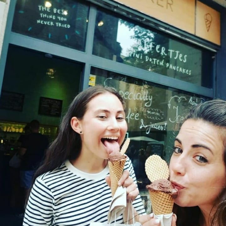 LEKKER CAFÉ Barcelona, Spain Chocolate Ice Cream Review | abillion