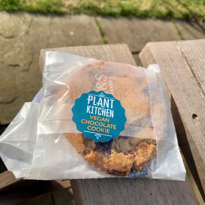 Plant Kitchen (M&S) Vegan Chocolate cookie Review | abillion