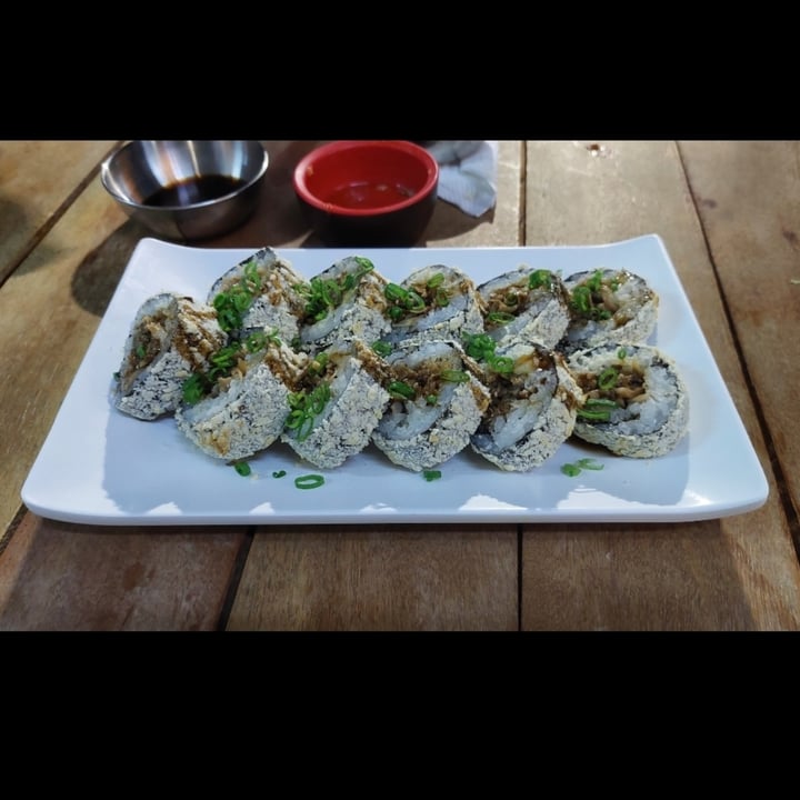 Japa Vegana Asa Norte, Brazil Hot Roll De Shimeji Com Cream Cheese ...