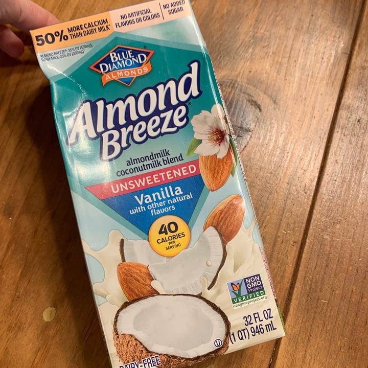 Blue Diamond Almond Breeze Unsweetened Vanilla Flavoured Almond Milk ...