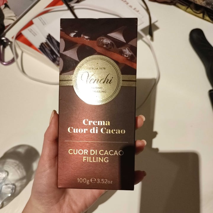 Venchi Crema cuor di cacao Review | abillion