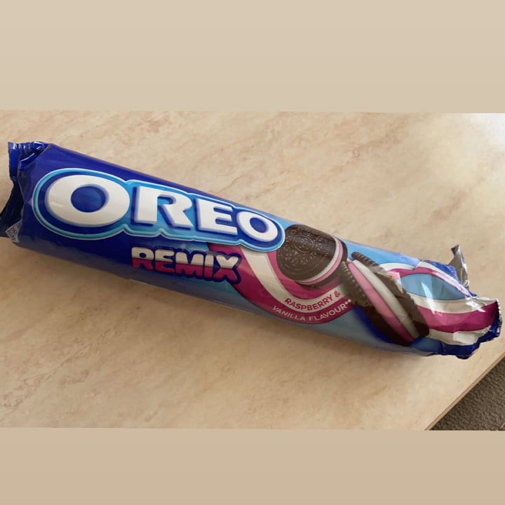 Mondelēz International Oreo Raspberry and Vanilla Flavour Review | abillion