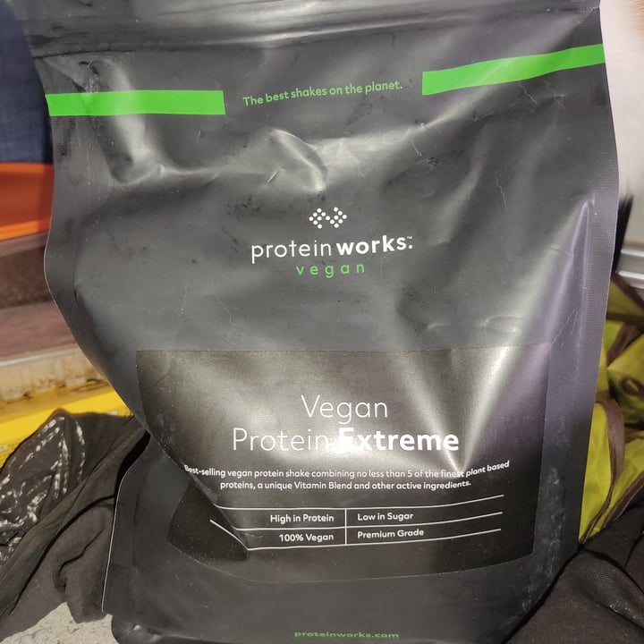 The Protein Works Vegan Protein Extreme Choco Halzenut Heaven Review