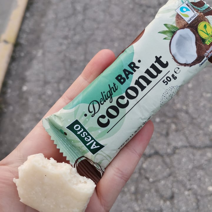 Alesto Delight Bar Coconut Review | abillion