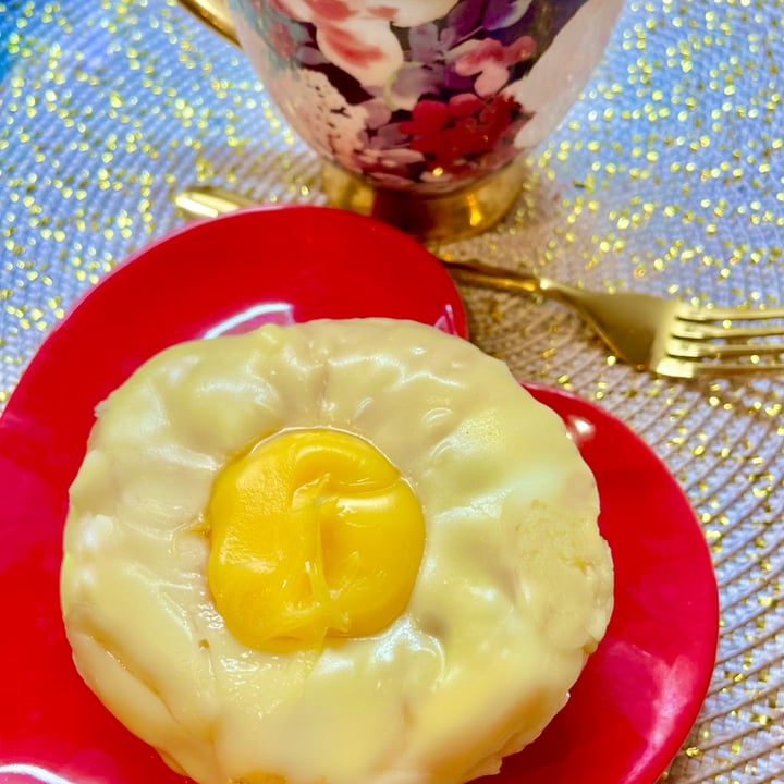 The dirty donut company Lemon Curd Donut Review | abillion