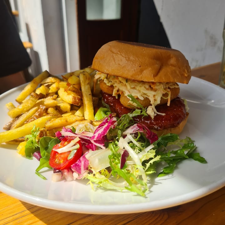 The 78 United Kingdom buffalo chicken burger Review | abillion