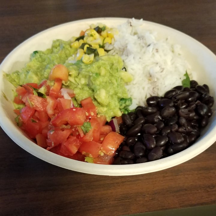 QDOBA Mexican Eats Monona, United States Vegetables Bowl Review | abillion