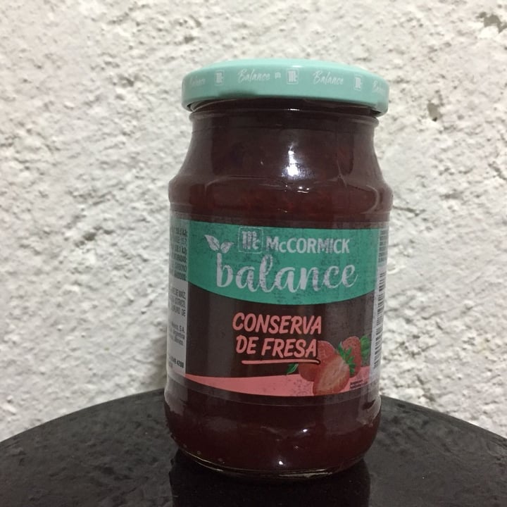 McCormick Balance Conserva de Fresa Review | abillion