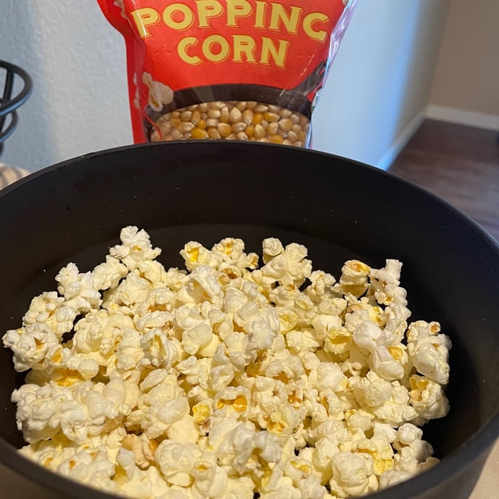 Sprouts Farmers Market Organic Popping Corn Review | abillion