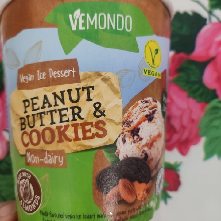Vemondo Vegan Ice Dessert Peanut Butter & Cookies Review | abillion