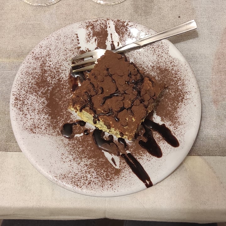 Il Papiro Milano, Italy Tiramisù Review | abillion