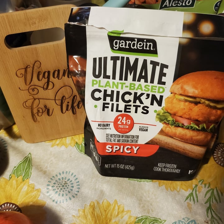 Gardein Spicy plant based Chick'n Filets Review | abillion