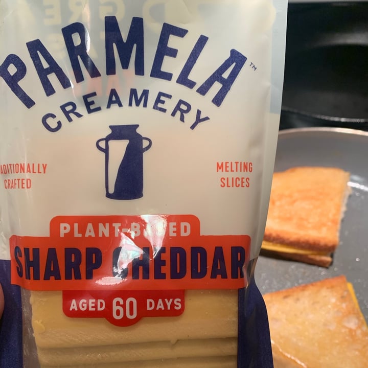 Parmela Creamery Plant-Based Sharp Cheddar Shreds-Aged 60 days Review ...