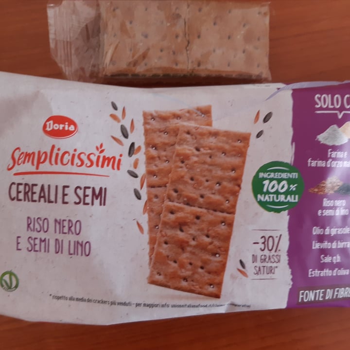 Doria Crackers al Riso Venere e Semi di Lino Review | abillion