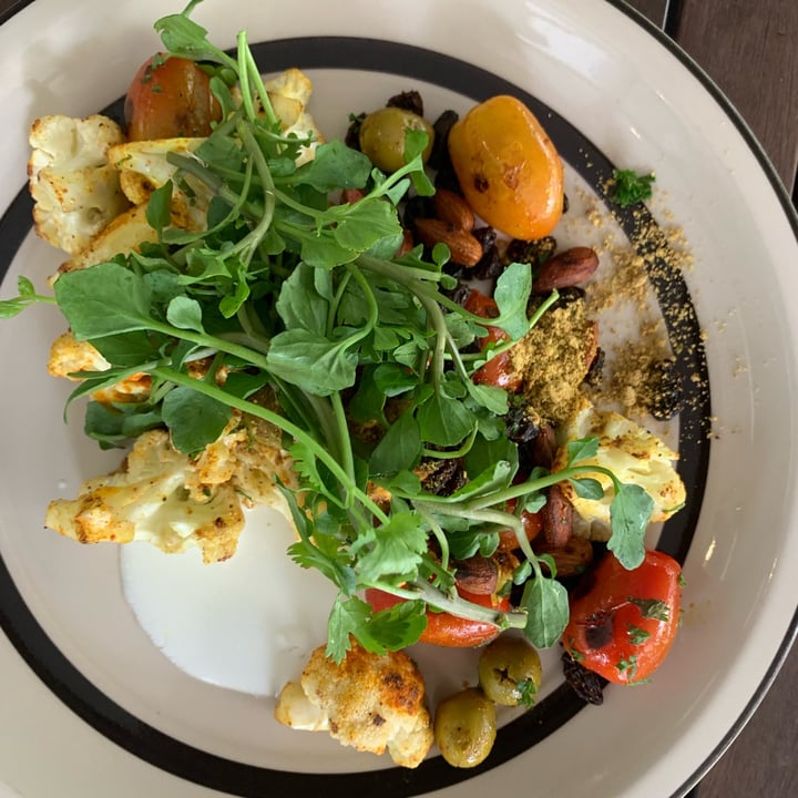 Enso Cafe Khan Doun Penh, Phnom Penh, Cambodia Roasted Cauliflower ...