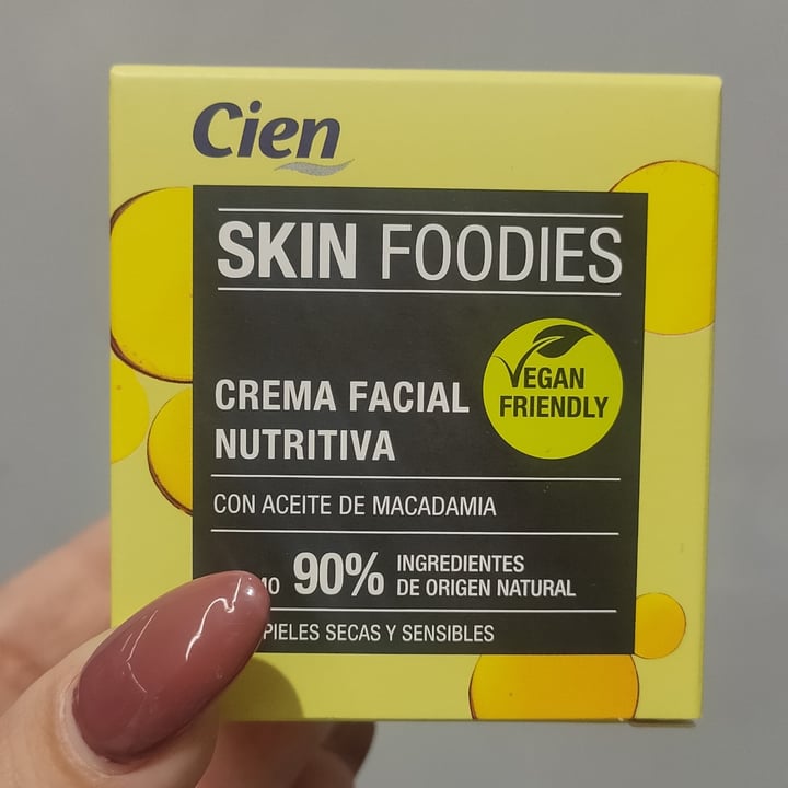 Cien Crema Facial Nutritiva con Aceite de Macadamia Review | abillion